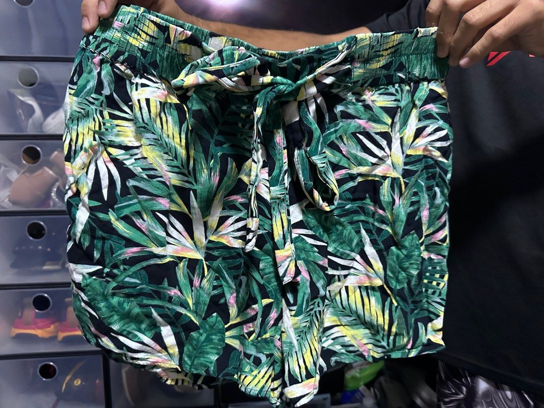 summer shorts, Women's Fashion, Bottoms, Shorts on Carousell