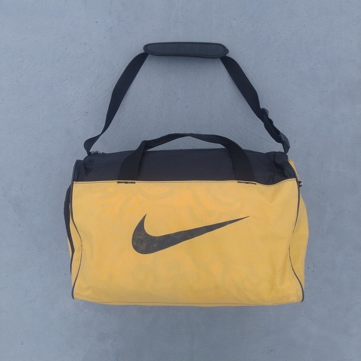 Tas Nike, Fesyen Pria, Tas & Dompet , Tas Selempang di Carousell