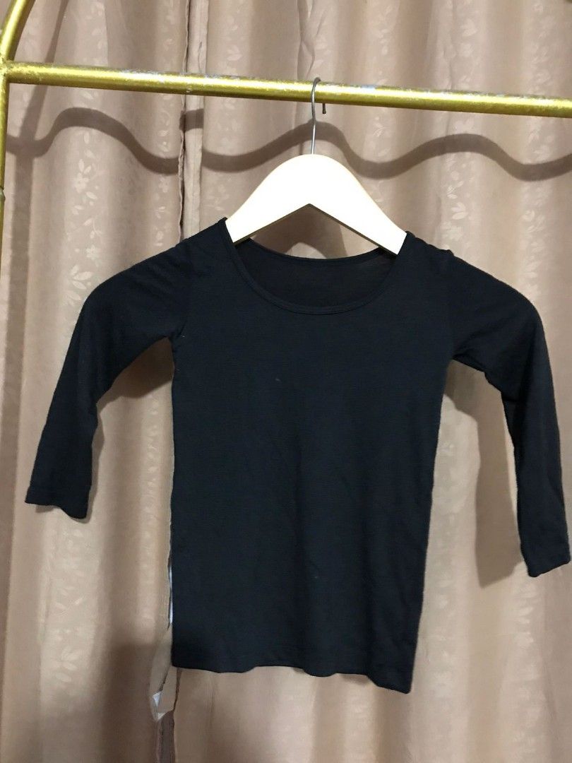 UNIQLO heattech baby, Bayi & Anak, Baju Bayi di Carousell