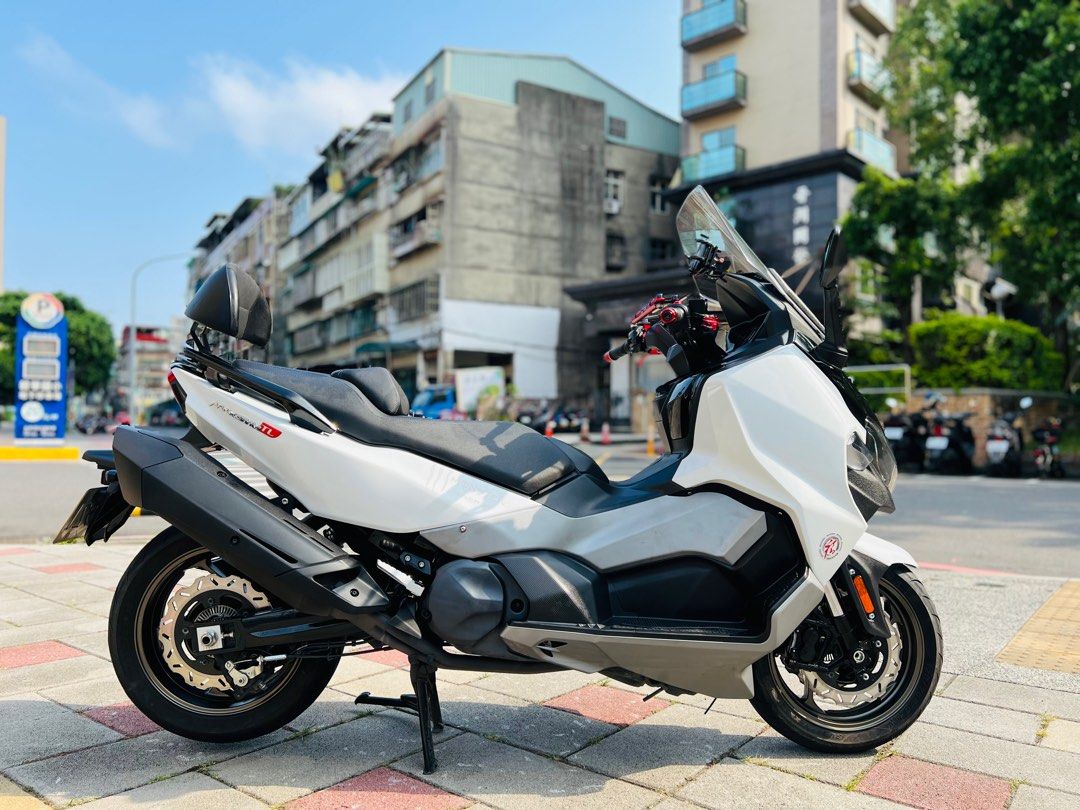 2021年 SYM MAXSYM TL500 ABS 超低里程 黃牌 大羊 TL465, 機車, 重機在旋轉拍賣