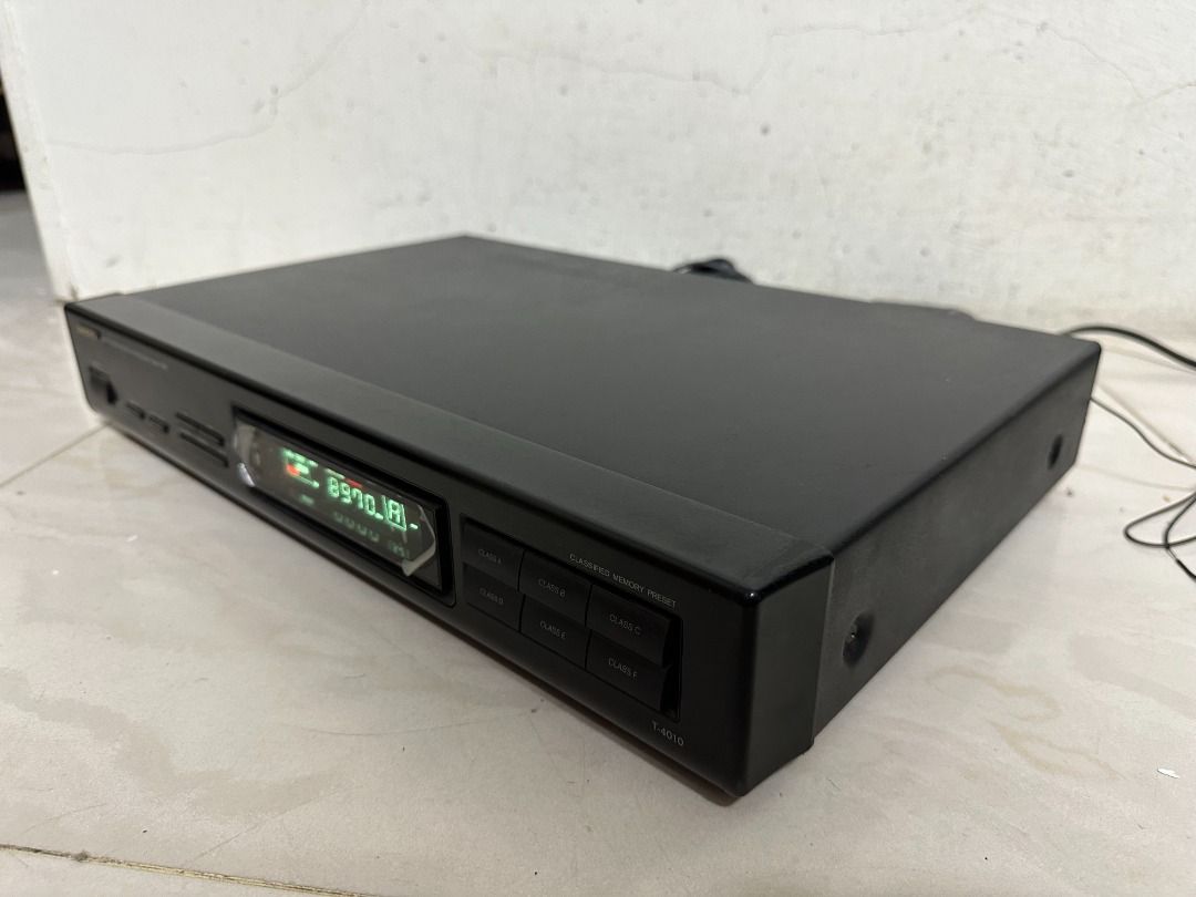 日本 ONKYO T4010 FM/AM 收音機/諧調器 立體燈會亮 日本製造~, 耳機及錄音音訊設備, 音樂播放裝置 MP3及CD 播放器在旋轉拍賣