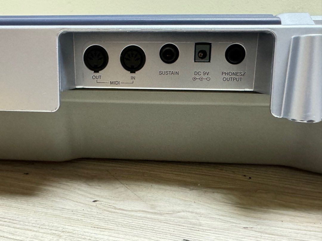 Casio Keyboard LK-110, Hobbies & Toys, Music & Media, Musical ...