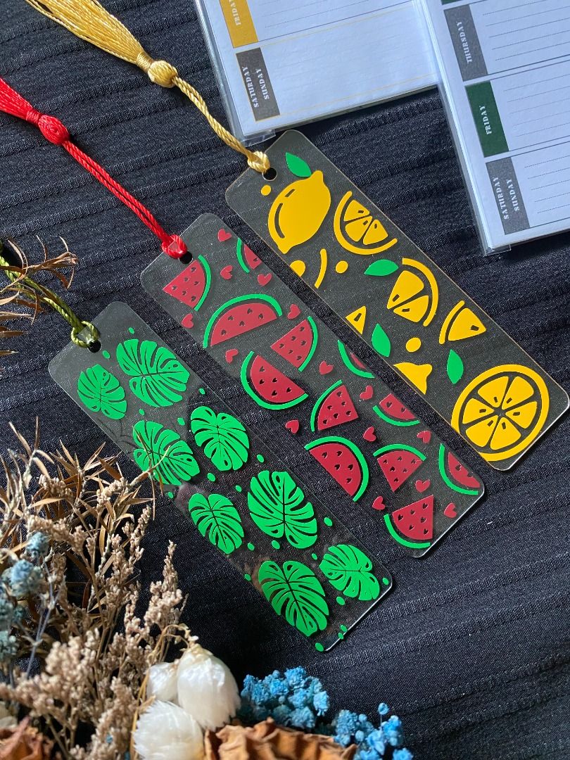 Clear Acrylic Bookmarks with Cotton Tassel | Lightweight and Durable ...