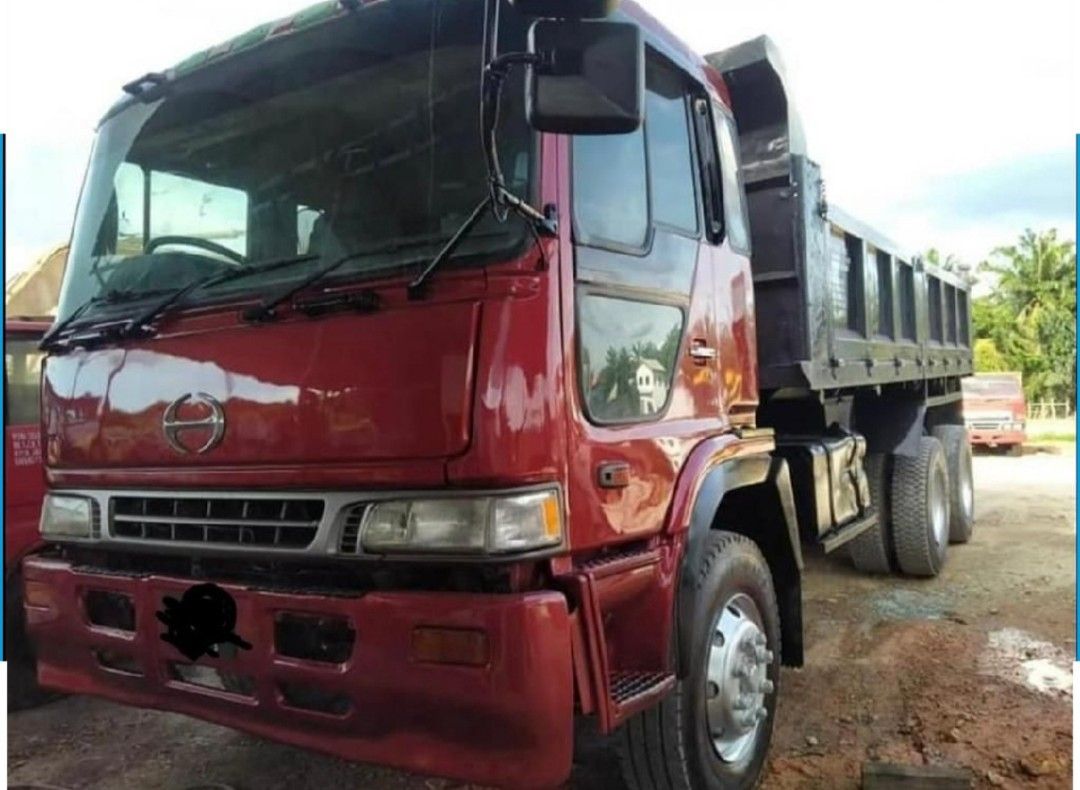 Hino Tipper lorry 10 tayar, Everything Else, Others on Carousell