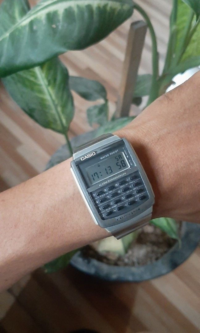 jam casio calculator original, Fesyen Pria, Jam Tangan di Carousell