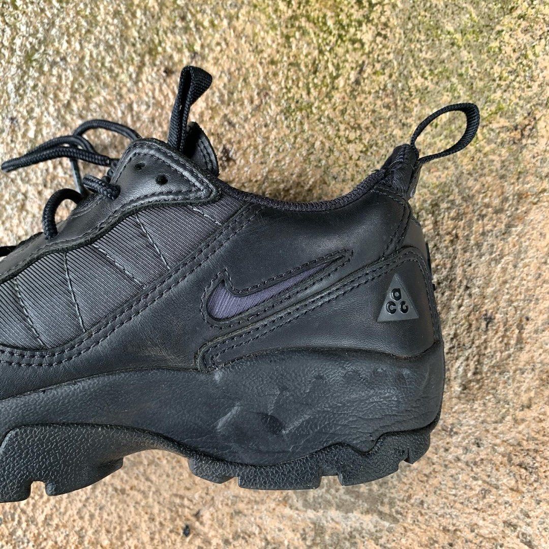 Nike ACG Air Mada Low Triple Black, Fesyen Pria, Sepatu , Sneakers di Carousell