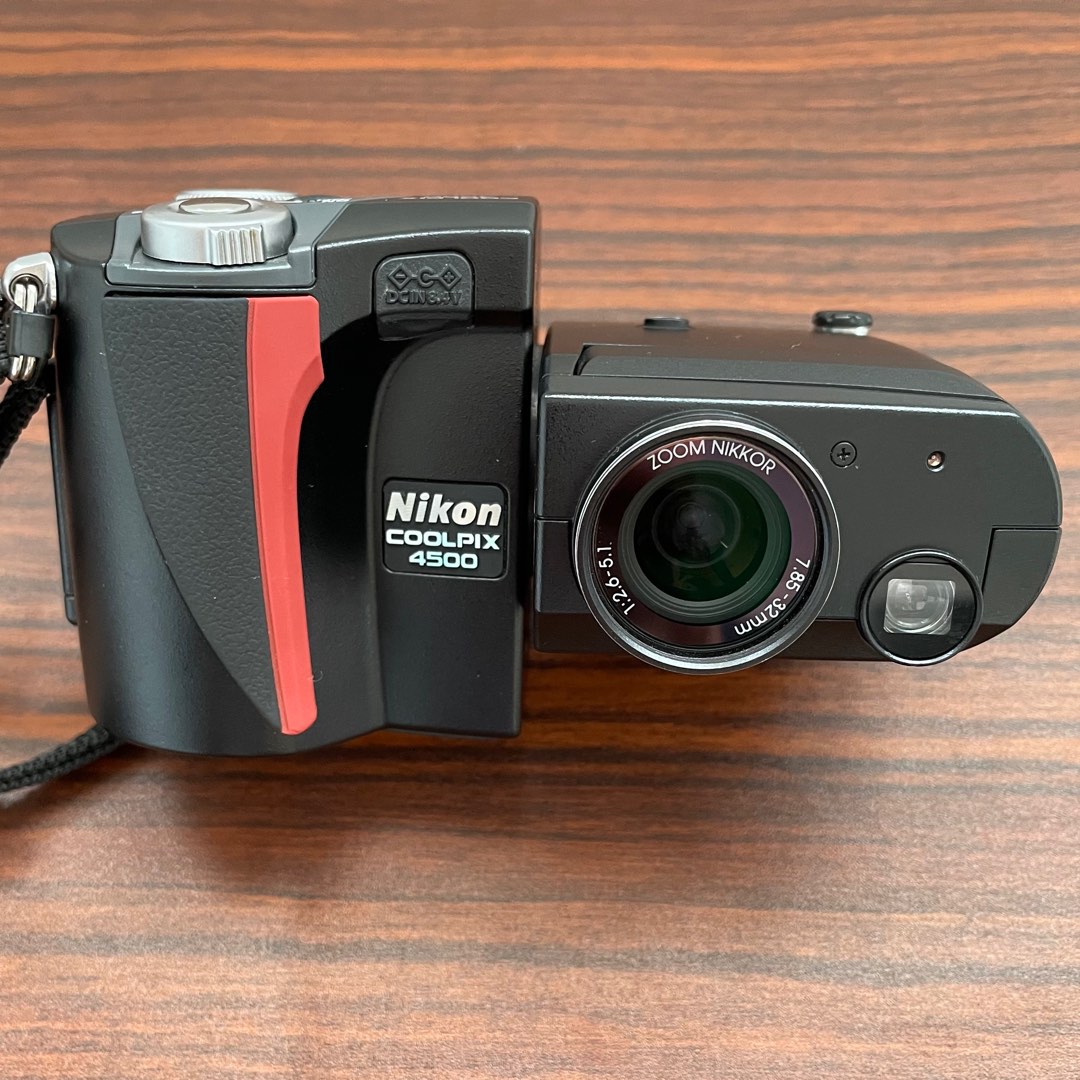 Nikon coolpix 4500 digicam, Photography, Cameras on Carousell