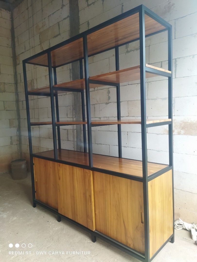 Rak Besi serbaguna 3pintu sliding.., Perabotan Rumah di Carousell