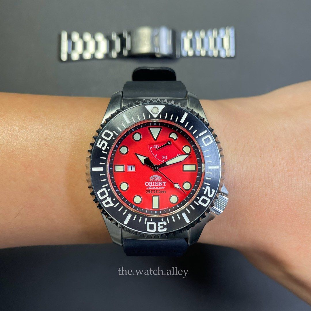 RARE and Discontinued - Orient Star Red - 300m Saturation Diver, Men's ...