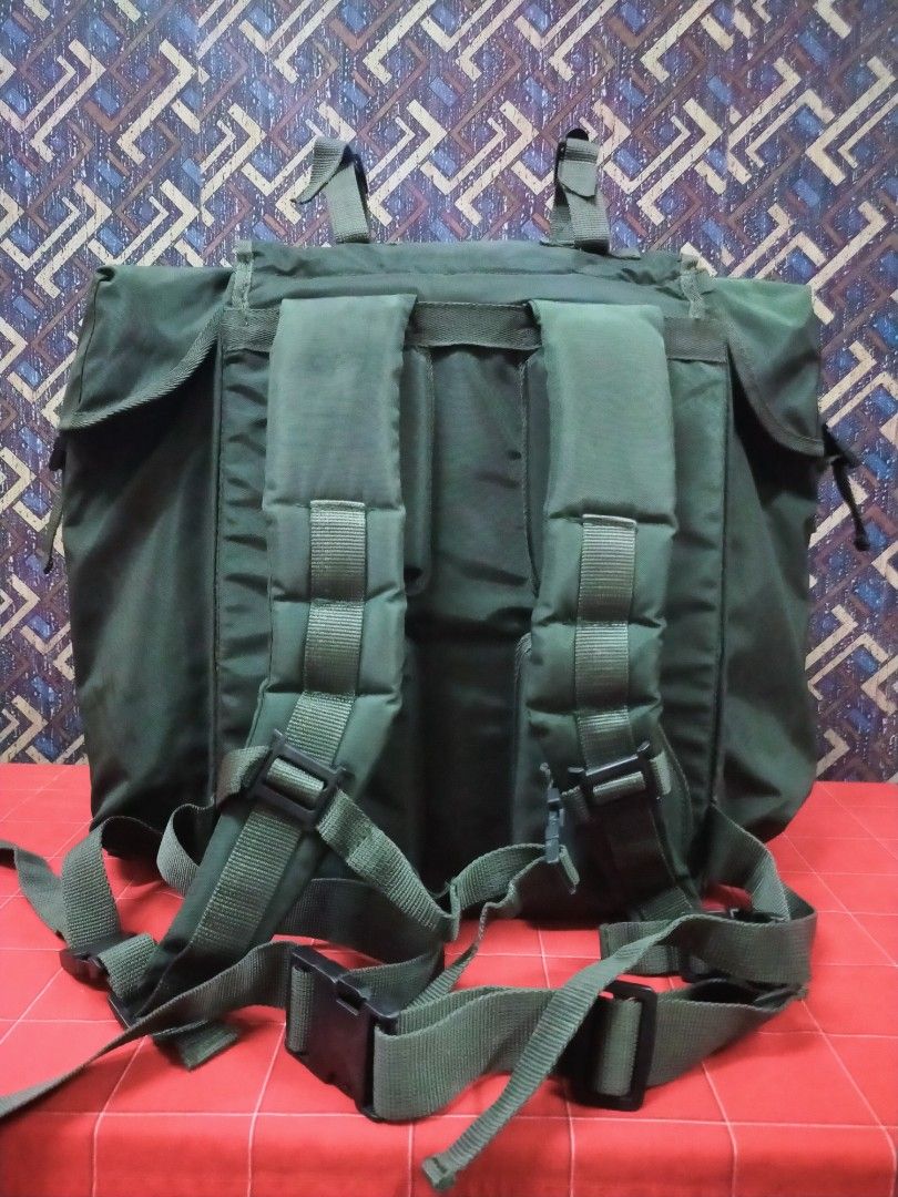 Saf army backpack, Men's Fashion, Bags, Backpacks on Carousell