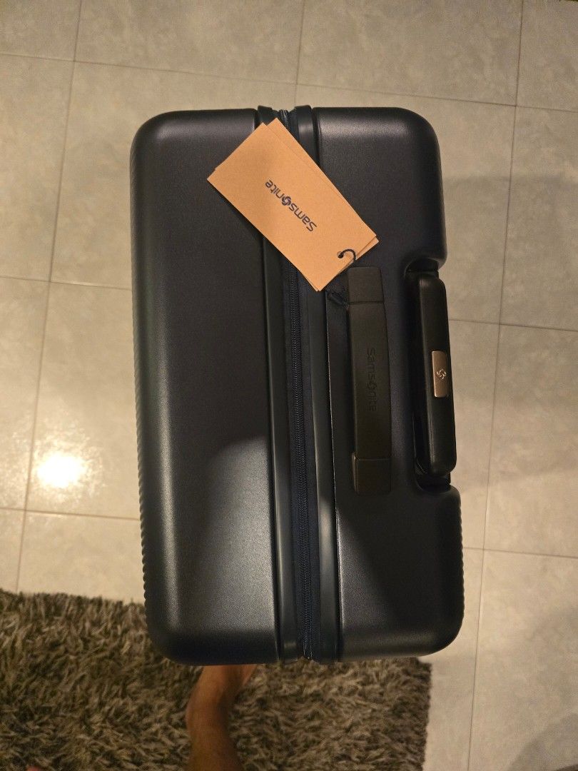 Samsonite Choca Spinner 68/25, Hobbies & Toys, Travel, Luggage on Carousell