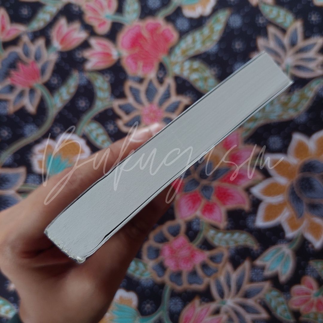 Setulus Khadeeja - Liza Nur, Hobbies & Toys, Books & Magazines, Storybooks on Carousell