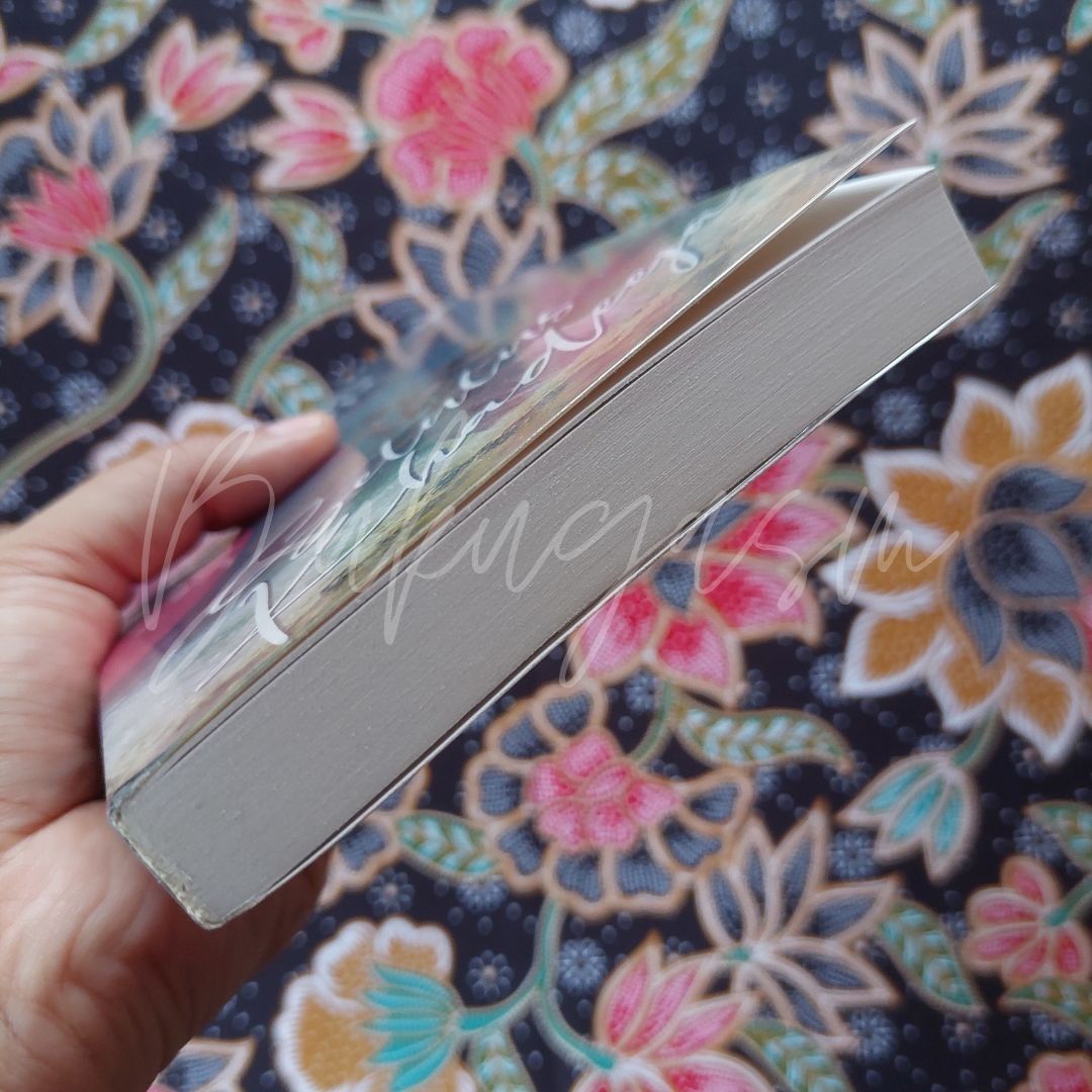 Setulus Khadeeja - Liza Nur, Hobbies & Toys, Books & Magazines, Storybooks on Carousell