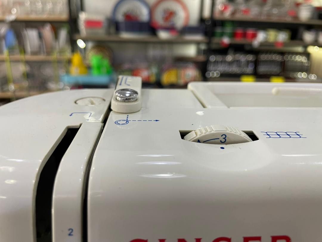 SEWING MACHINE SINGER 8280, TV & Home Appliances, Other Home Appliances ...