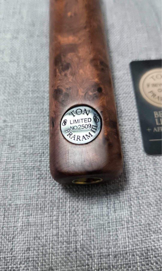Snooker cue - Ton Praram III 2509, 運動產品, 運動與體育, 運動與體育 - 桌球與保齡球 - Carousell