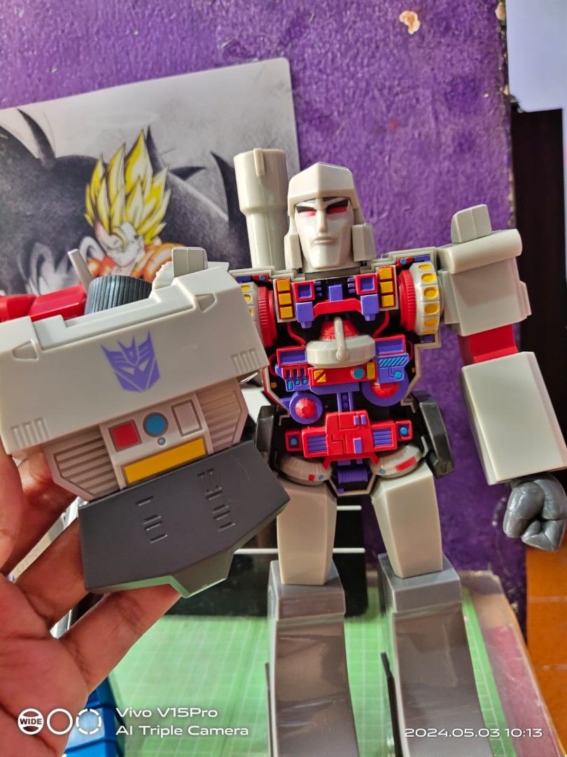 Transformers Megatron & Optimus Prime G1 Super Cyborg, Barang Yang ...