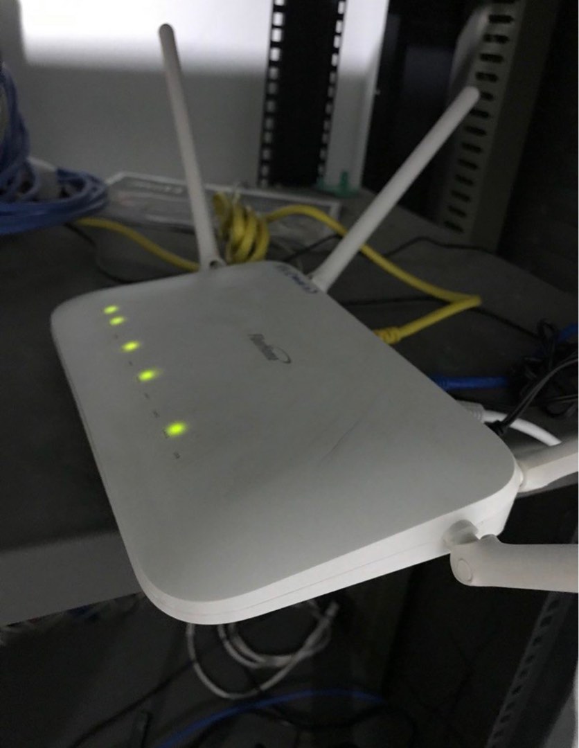 Unifi Biz Router Fiberhome Wifi 6, Computers & Tech, Parts ...