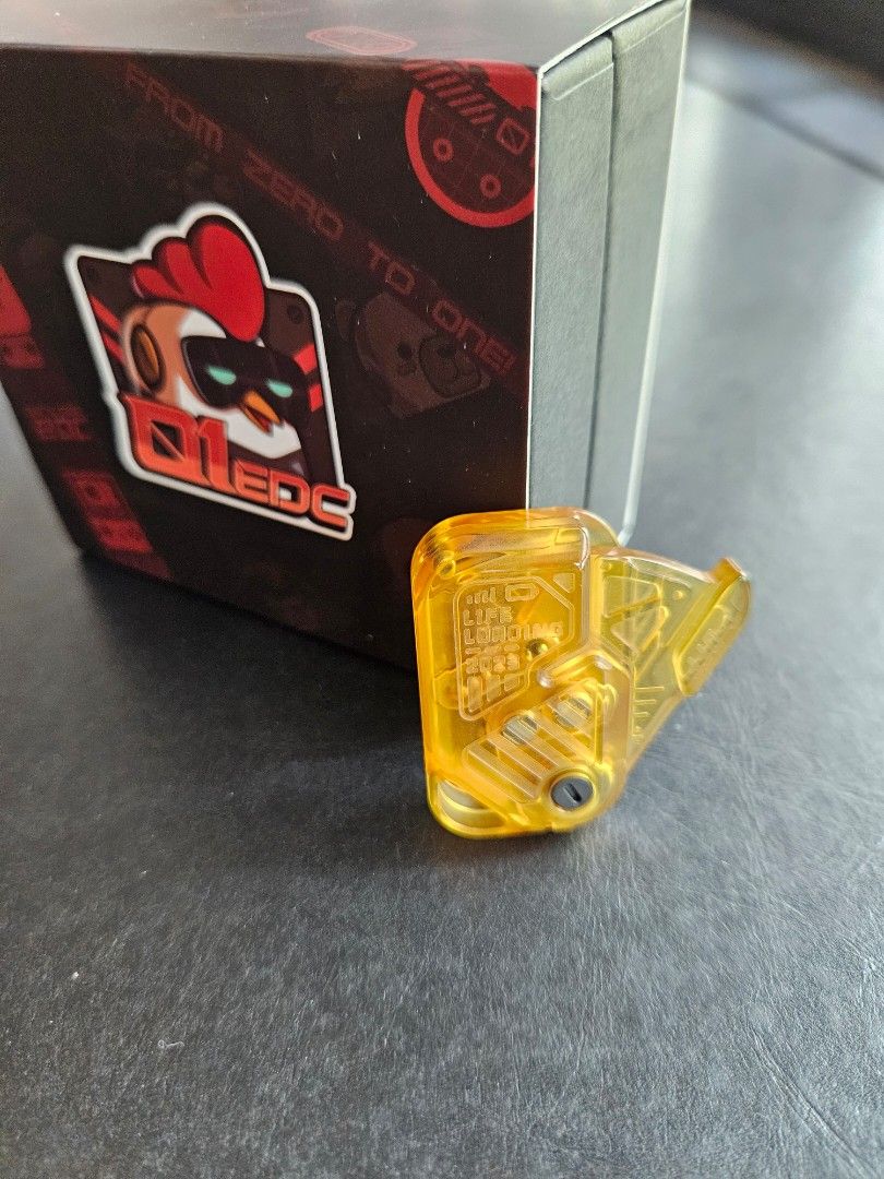 01EDC Pop Throwing Card PEI, Hobbies & Toys, Toys & Games on Carousell