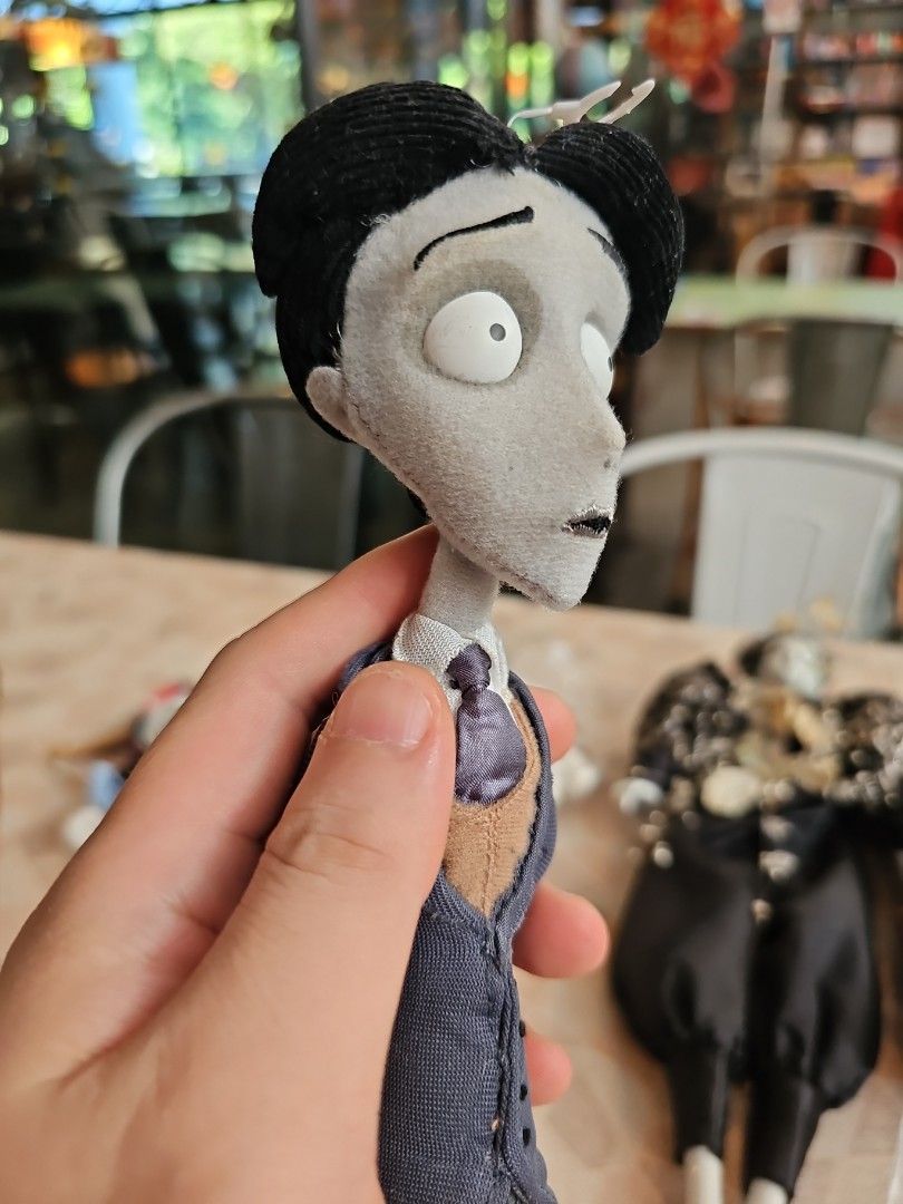 2005 McFarlane Corpse Bride Victor Plush Doll NWT, Hobbies & Toys ...