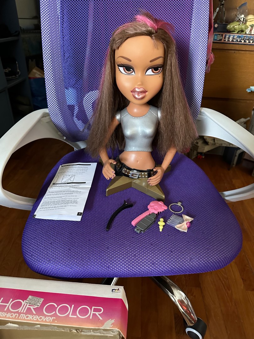 Bratz head, Hobbies & Toys, Toys & Games on Carousell