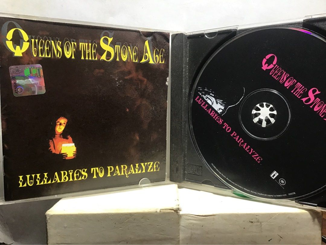 CD QOTSA Queens of the stone Age - Lullabies to Paralyze OOP Anubis Hard Rock, Hobbies & Toys ...