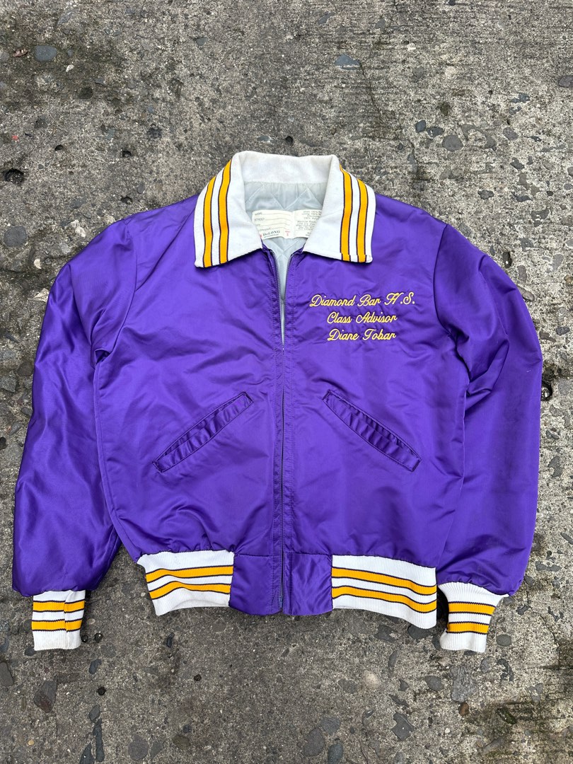 Delong Lakers Colorway 24x20, Men's Fashion, Coats, Jackets and ...