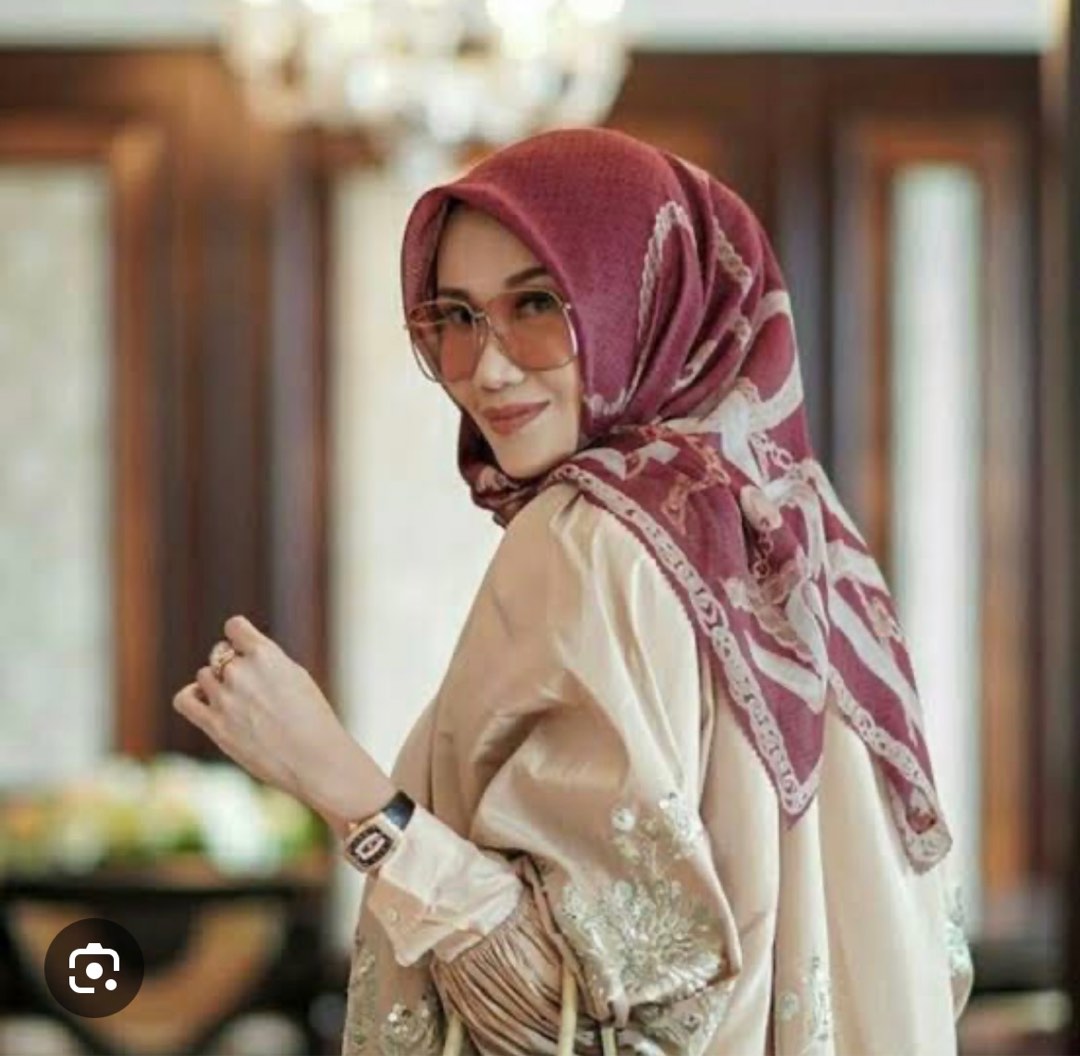 DICARI buttonscarves chain 1 ruby, Fesyen Wanita, Muslim Fashion, Syal ...