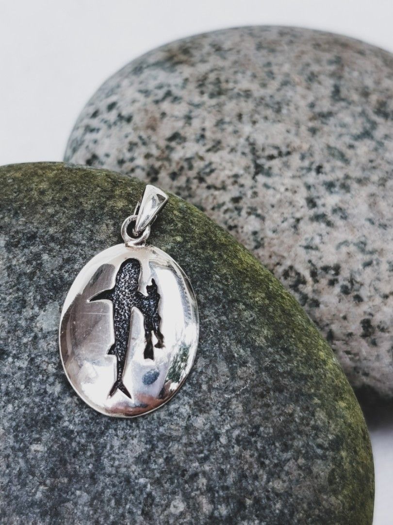 Diver and Whale Shark Dive Silver Pendant, Women's Fashion, Jewelry ...