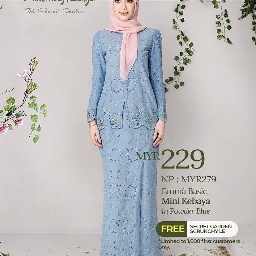 Minaz Kurung Dusty Blue, Women's Fashion, Muslimah Fashion, Baju Kurung ...