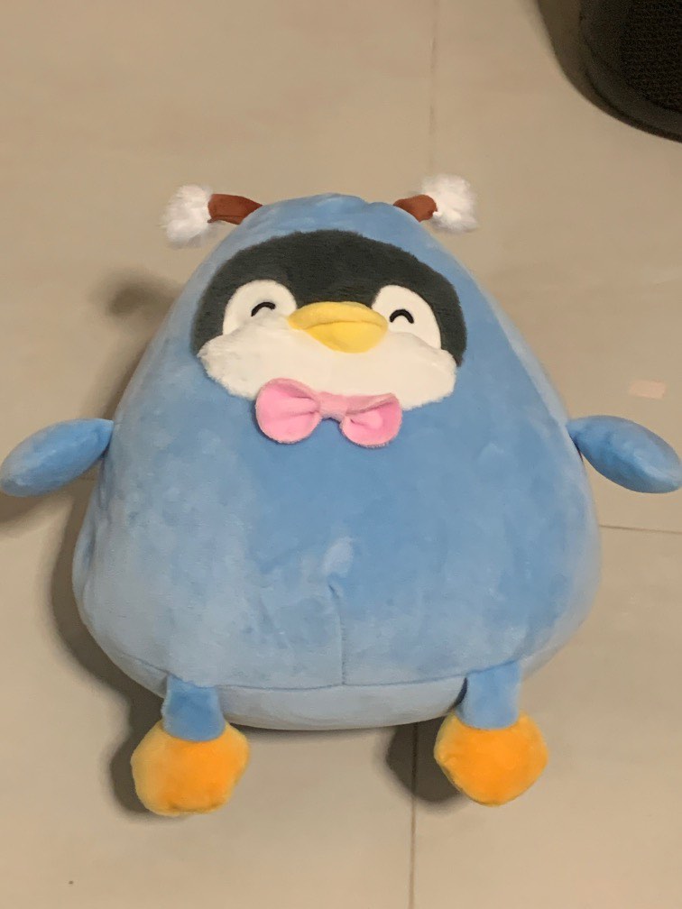 Miniso Penguin Bee Plushie, Hobbies & Toys, Toys & Games on Carousell