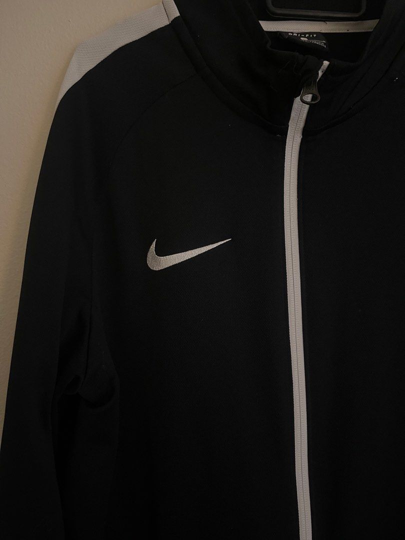 Nike Dri-Fit Track Top, Men's Fashion, Tops & Sets, Hoodies on Carousell