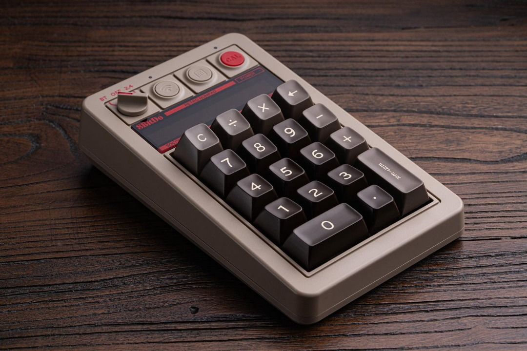 PRE-ORDER: 8BitDo Retro 18 Mechanical Numpad: a 2-in-1 PC numpad ...