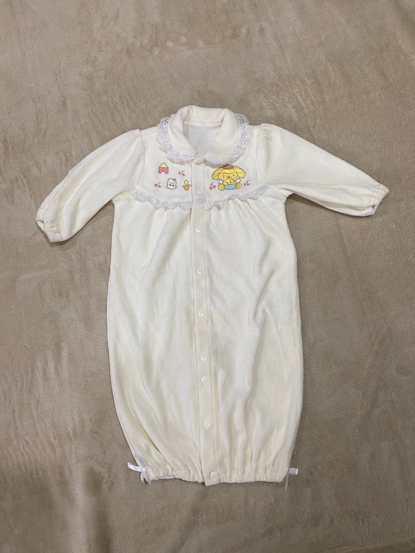 Sanrio Pompompurin Sleepgown 3-6m, Babies & Kids, Babies & Kids Fashion ...
