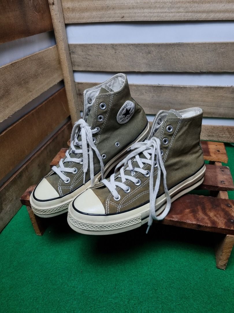 Sepatu converse army store