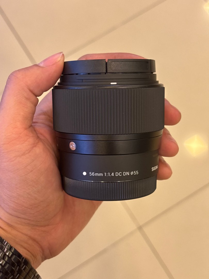 SIGMA 56MM f/1.4 DC DN EF-M MOUNT, Photography, Lens & Kits on Carousell