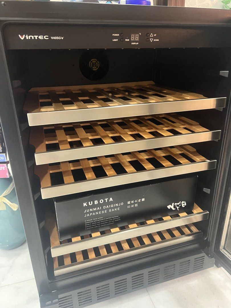 Vintec V40SG-e Wine Chiller, TV & Home Appliances, Kitchen Appliances ...