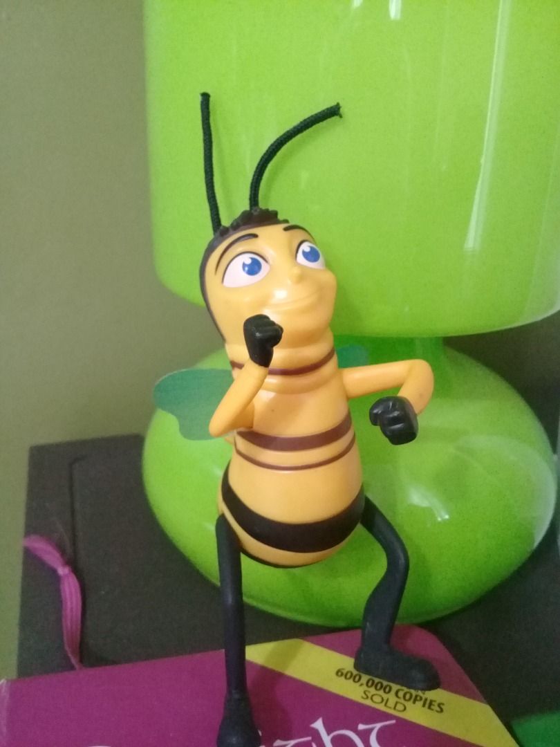 Your favorite cartoon characters: Shrek (P400), Bee Movie (P75), A Bug ...