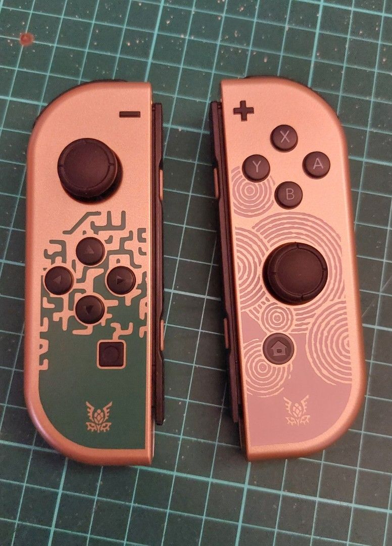 Zelda TOTK - OEM Joycons, Video Gaming, Gaming Accessories, Controllers ...