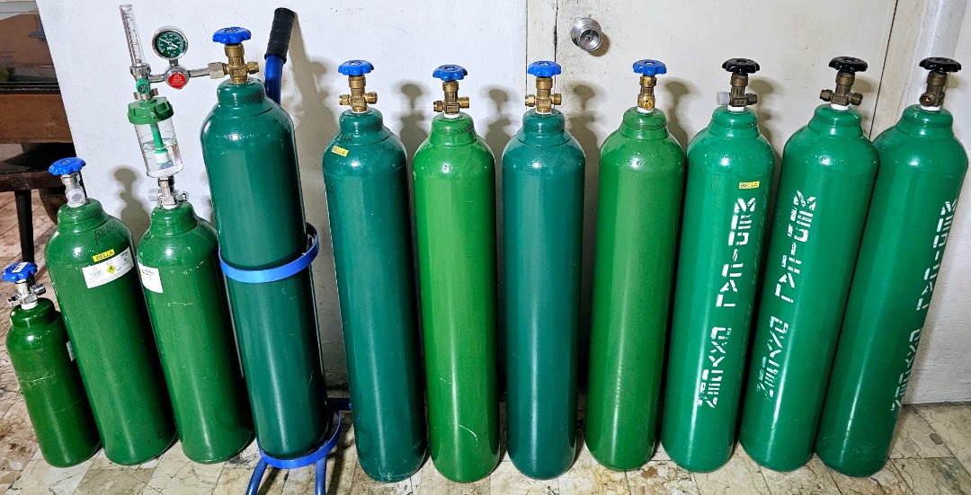 11 Tanks Medical Oxygen as pack 15 kgs 14 kgs 5 kg, Health & Nutrition ...