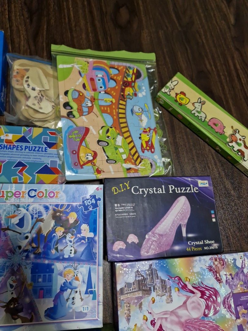 19 boxes of puzzles, Hobbies & Toys, Toys & Games on Carousell