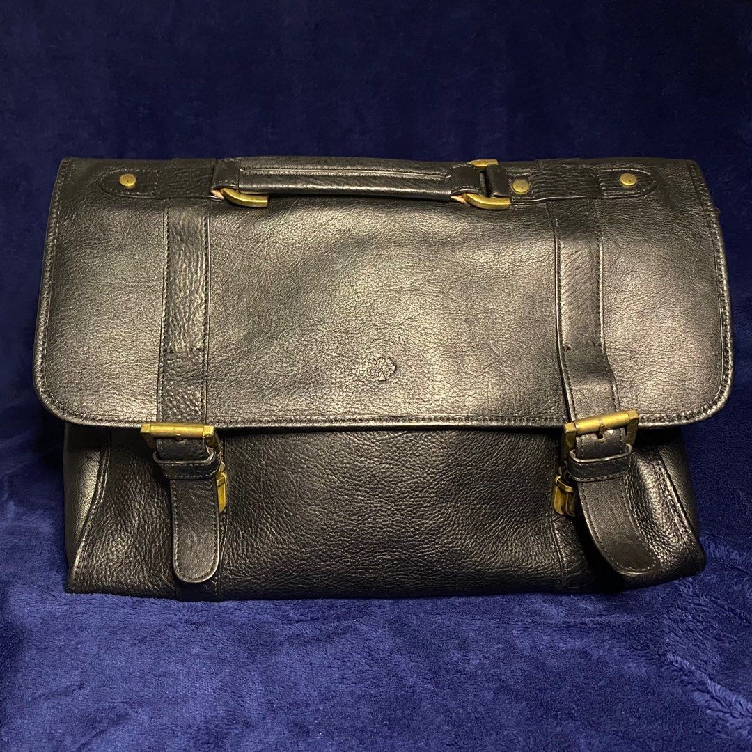 Mberi Laptop Bag / man briefcase in black, Men's Fashion, Bags ...