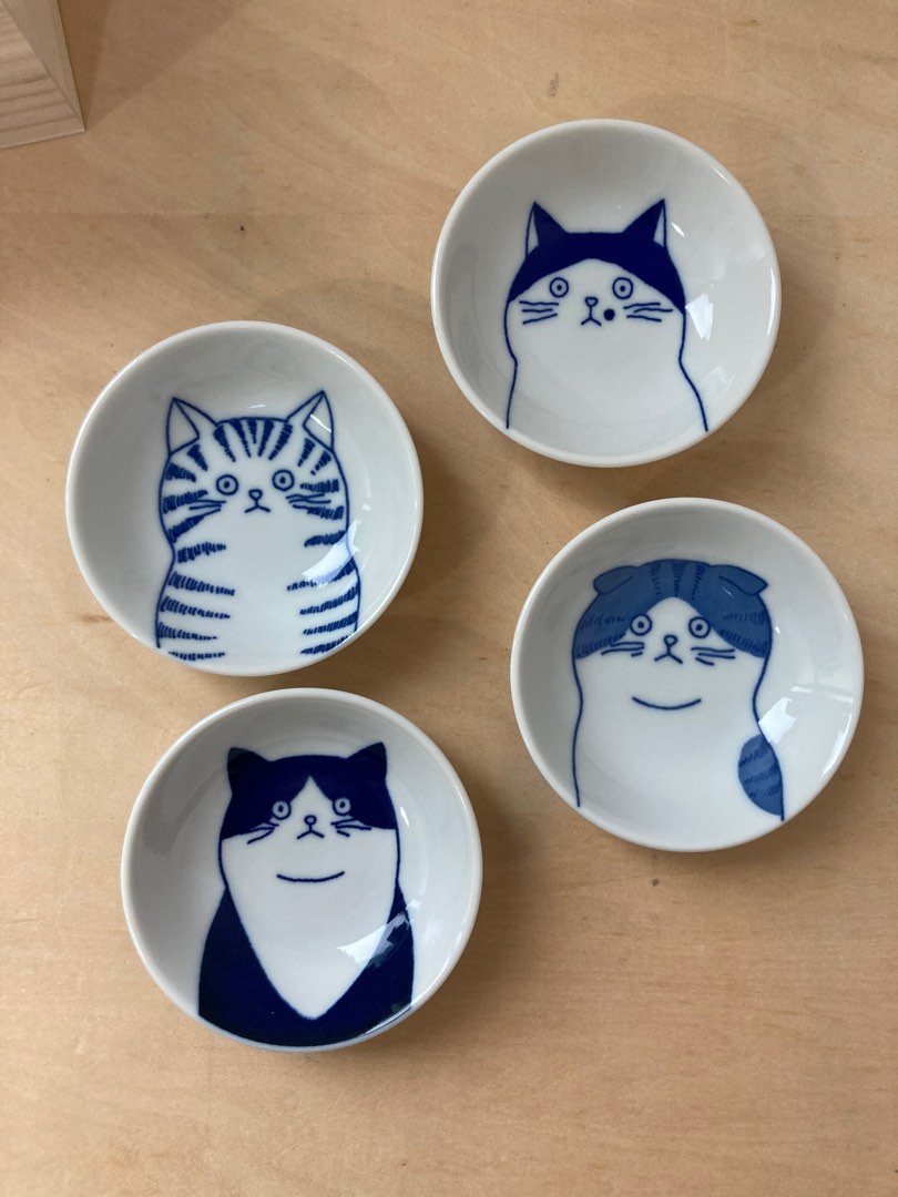 《現貨》日本製 Shichita 貓咪 豉油碟 小碟（一套4件連木盒）, 傢俬＆家居, 廚具和餐具, 餐具和餐具 - Carousell
