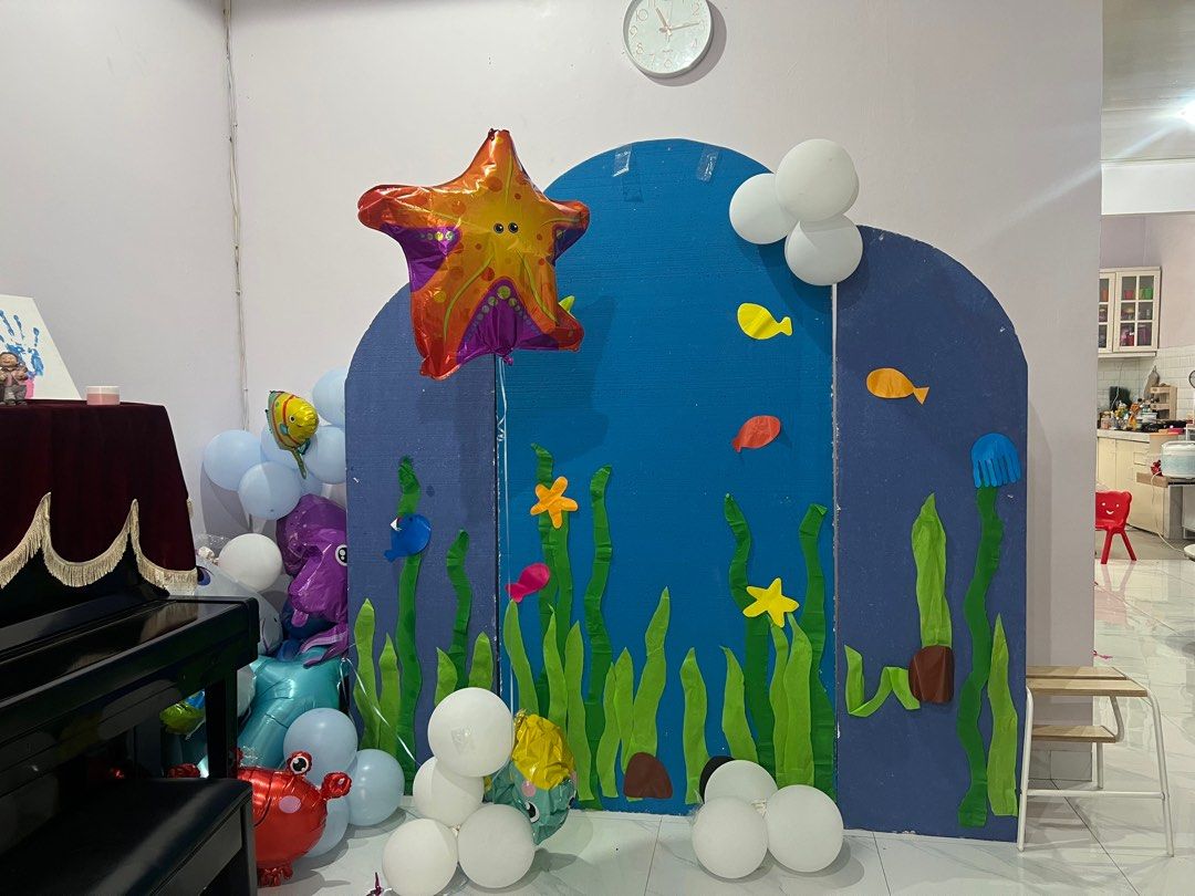 Backdrop ulangtahun anak tema biru bisa under the sea atau astonot ...