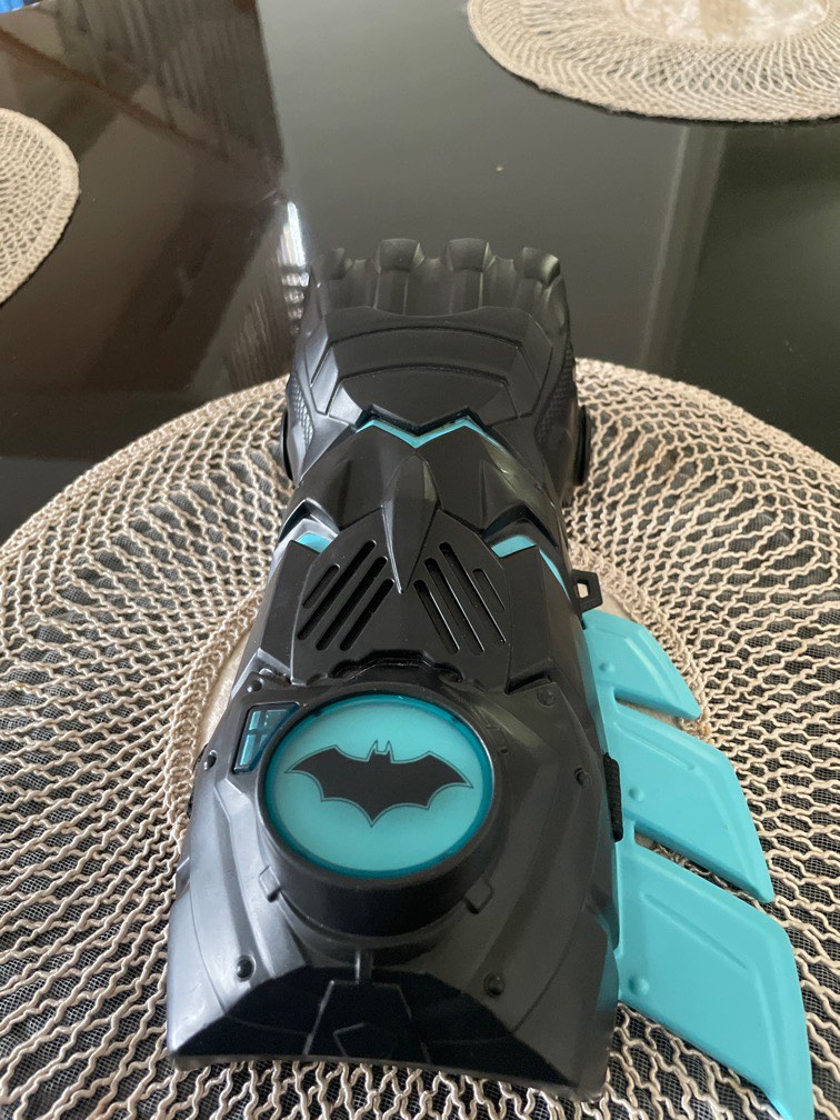 Batman gauntlet, Hobbies & Toys, Toys & Games on Carousell