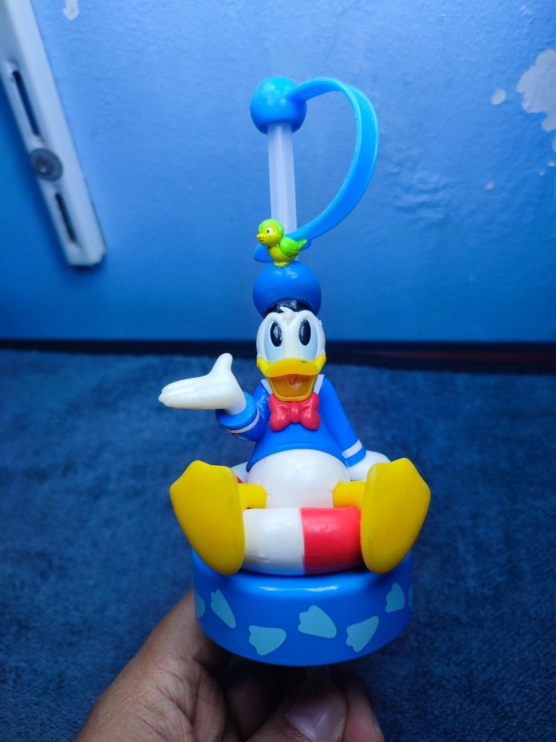 Disney Mickey & Friends Donald Duck bottle straw, Hobbies & Toys, Toys ...