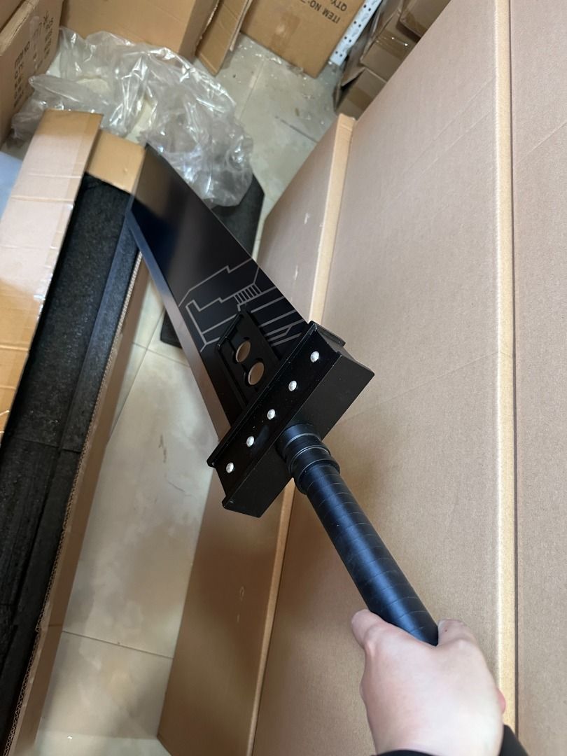 Final Fantasy : Cloud Buster Sword (Big & Heavy), Hobbies & Toys, Toys ...