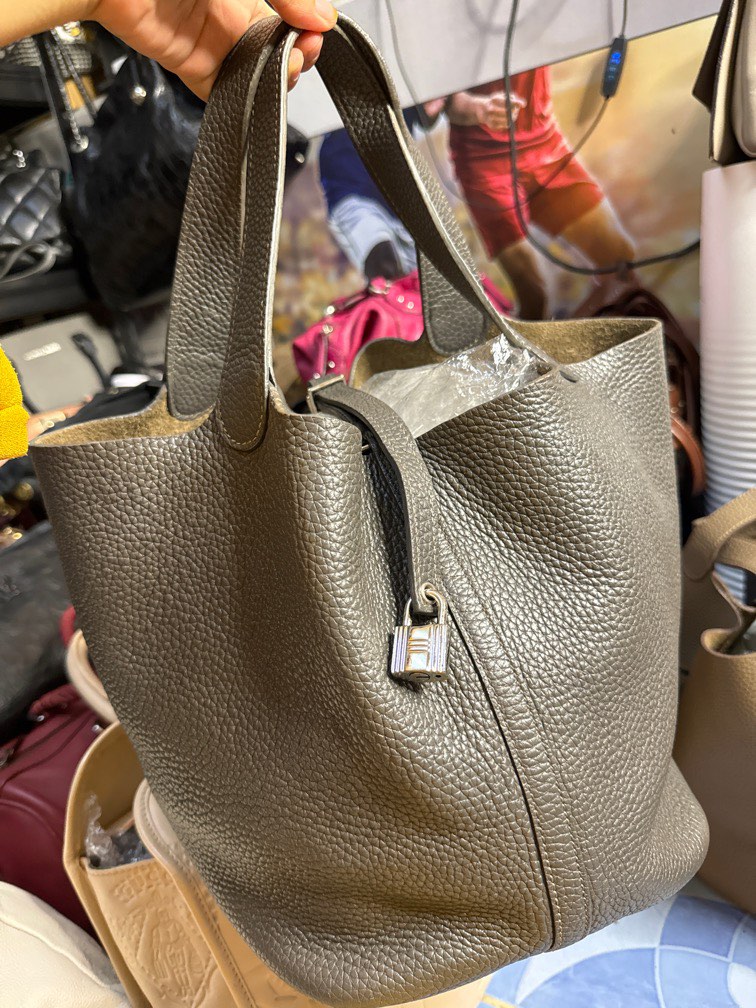 Hermes pivoting grey, Women's Fashion, Bags & Wallets, Tote Bags on ... Hermes pivoting grey, Women's Fashion, Bags & Wallets, Tote Bags on ...