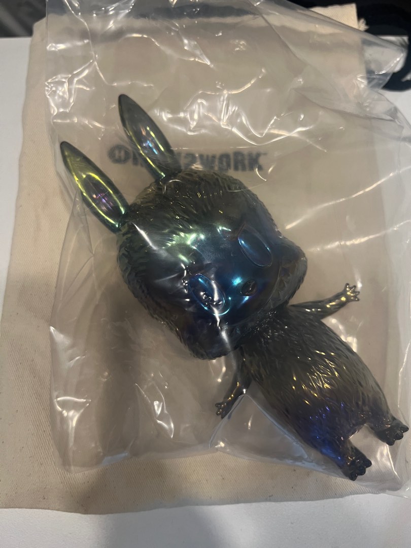 How2work family 2023 超人會員限定 半透明 彩光 zimomo labubu, 興趣及遊戲, 玩具 & 遊戲類 ...