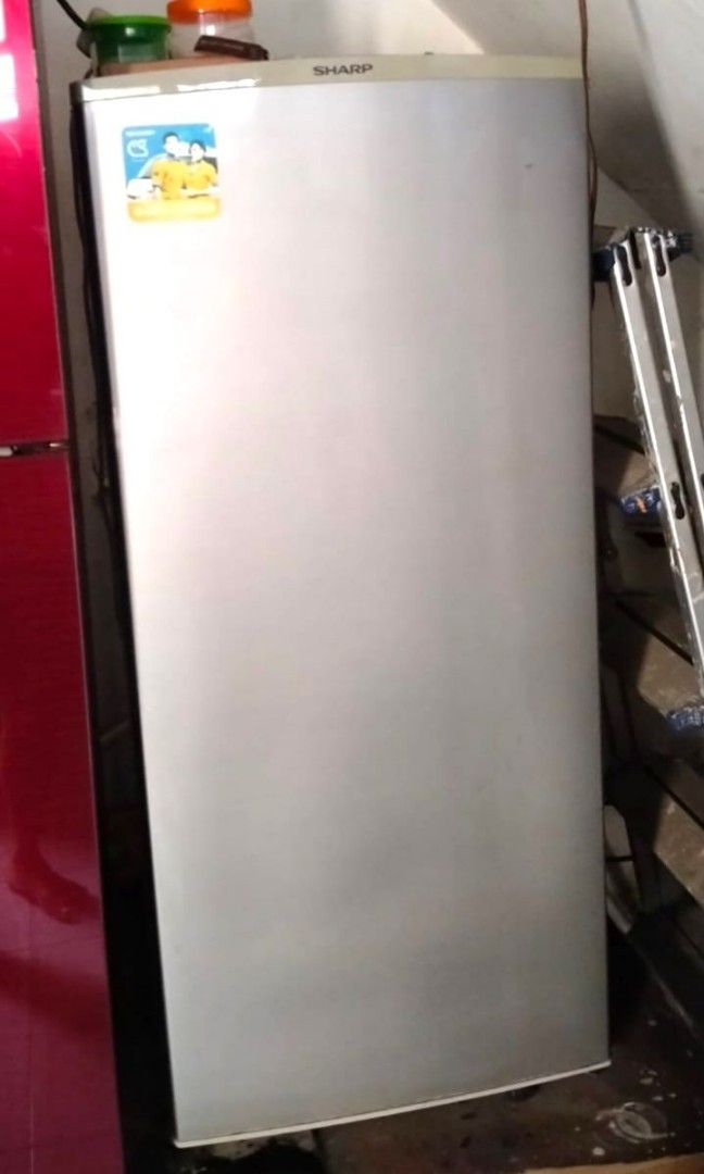 Kulkas asi sharp, Kitchen & Appliances di Carousell