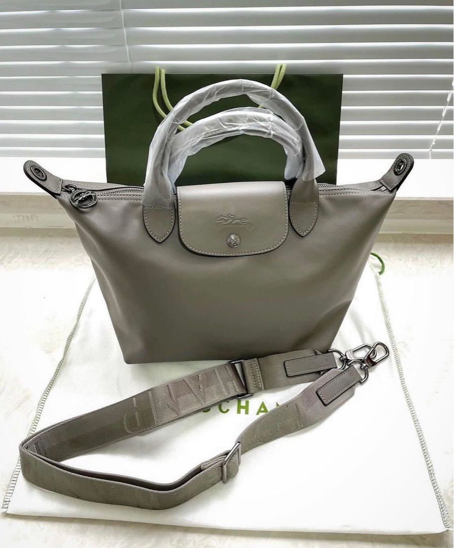 Longchamp Signature Strap Bag, Luxury, Bags & Wallets on Carousell